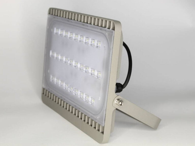 Flood Light Projector Philips 100W - EMC SUPERLED | High-Quality LED ...