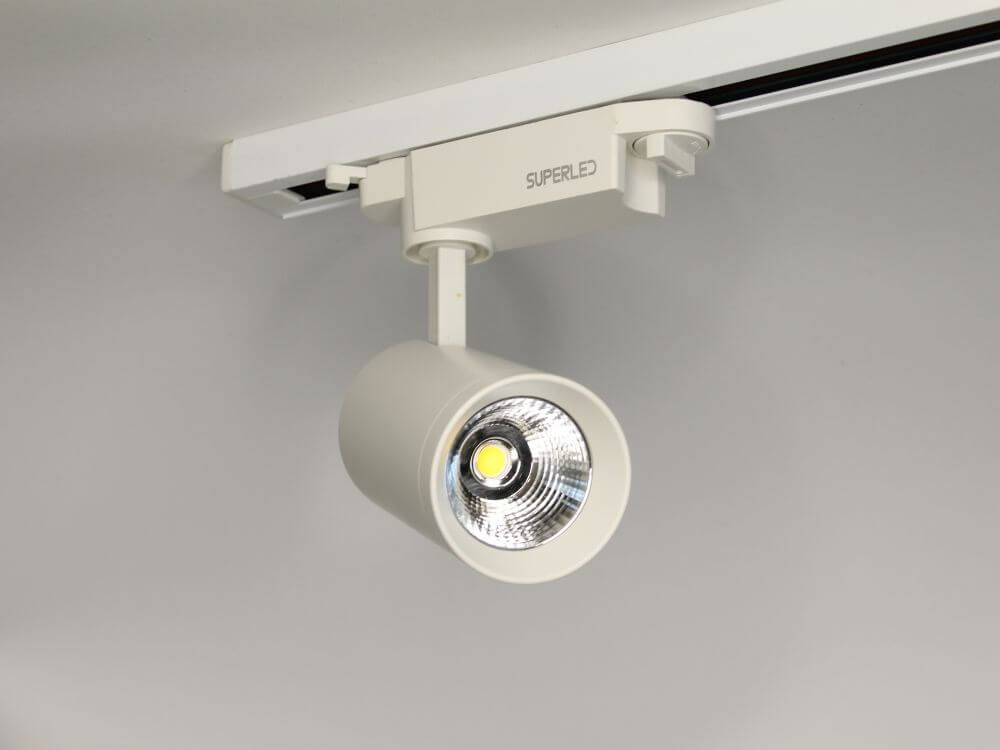 Rack Black Body 2M - EMC SUPERLED | High-Quality LED Lights and ...