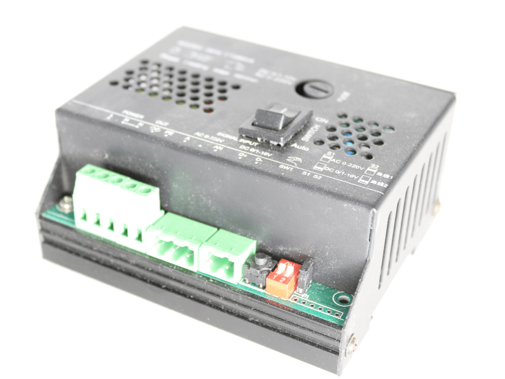 Amplifier 1000W - EMC SUPERLED | High-Quality LED Lights and Lighting ...